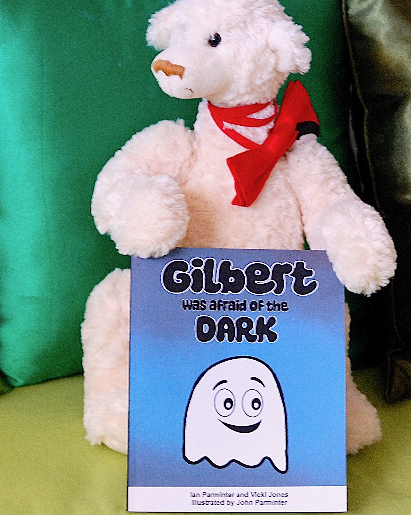 Gilbert Was Afraid of the Dark, by Ian Parminter & Vicki Jones – Mawson ...